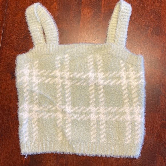 Kendall & Kylie | Sweaters | Nwot Kendall Kylie Tank Sweater Xs Sooo ...